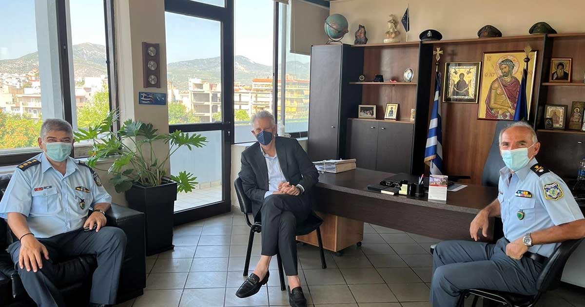 Επίσκεψη Σπύρου Πνευματικού στο Δασαρχείο Χαλκίδας και την Αστυνομική ...