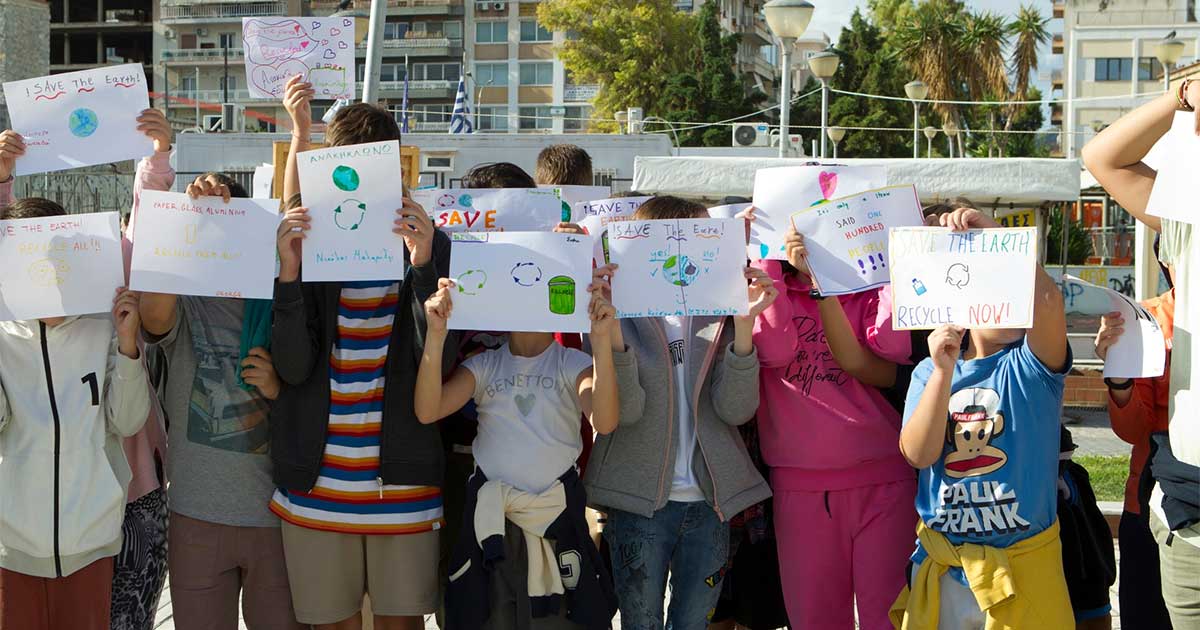 Γιορτή Ανακύκλωσης: Το κέντρο της Χαλκίδας μετατράπηκε σε ένα μεγάλο ...