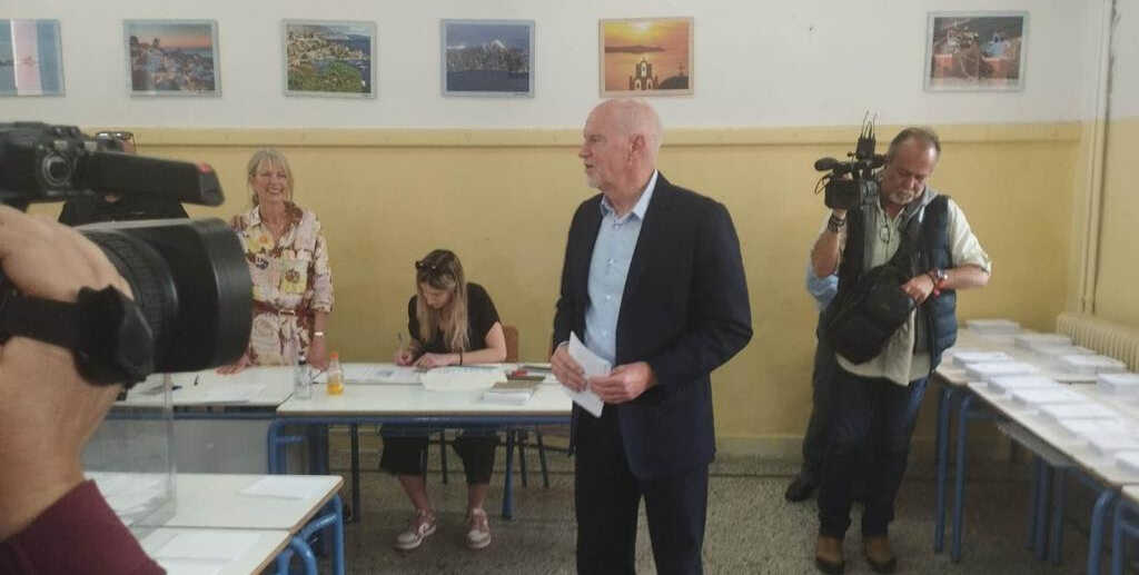 Δήλωση Γιώργου Παπανδρέου μετά την άσκηση του εκλογικού του δικαιώματος ...